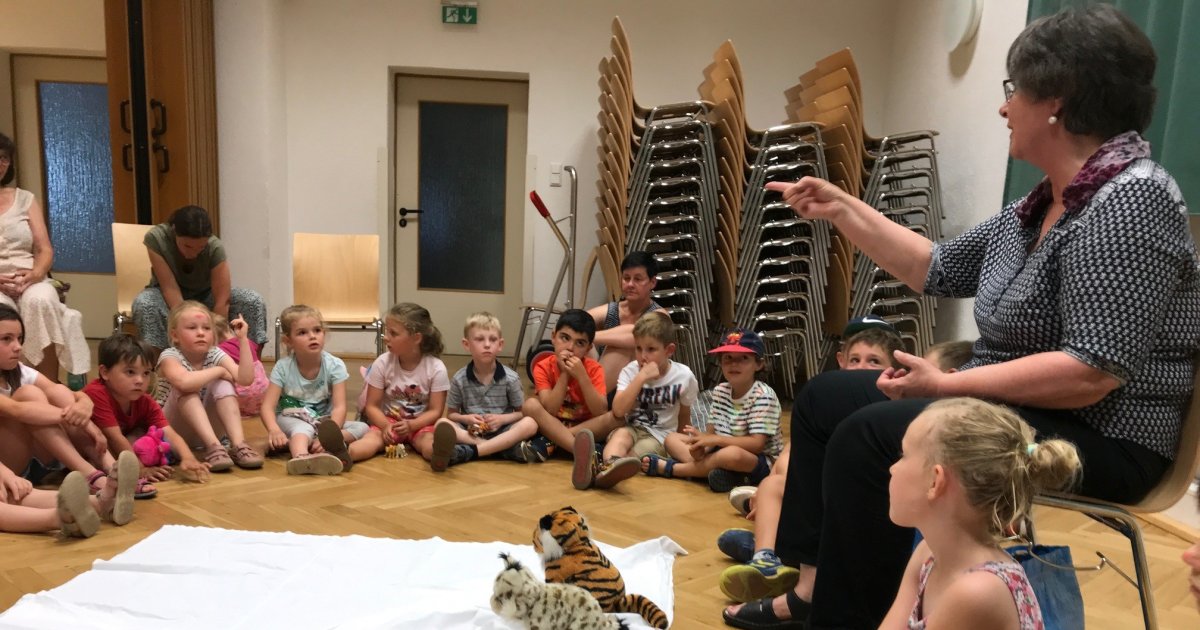 Über 50 Kinder und 20 Erwachsene bei Tierwissen für Kinder | Stadt Pfungstadt